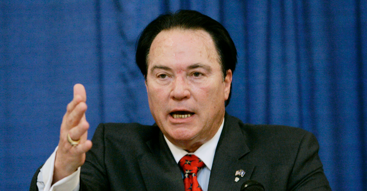 Sonny Landham Archives - Rare