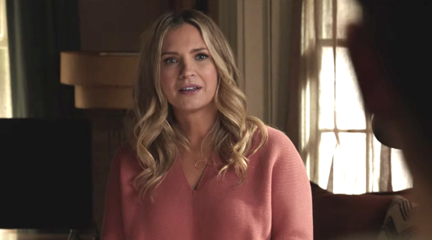 Vanessa Ray Archives - Rare