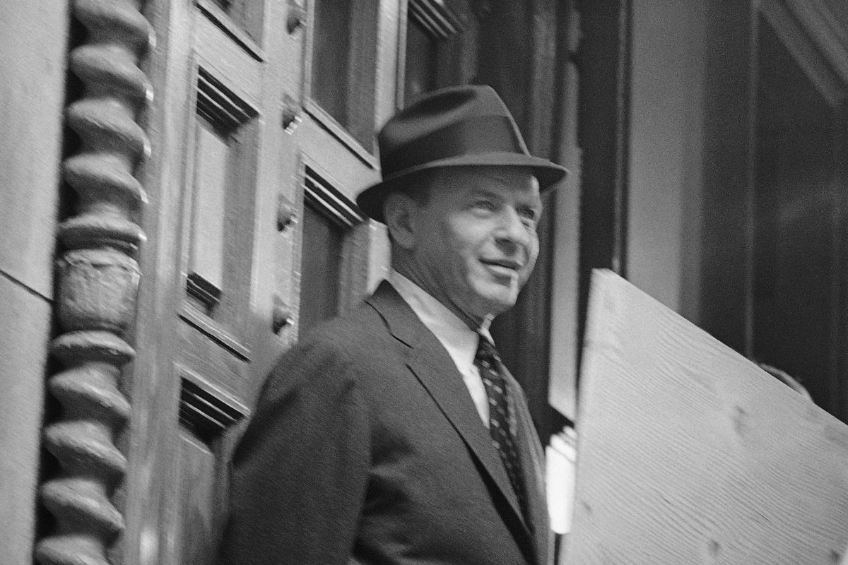 frank sinatra death Archives - Rare